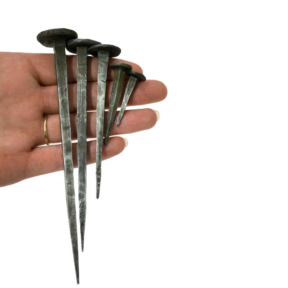 Cast Iron Nail Hooks – Cargo Inc.